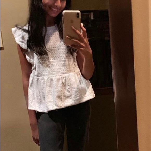 Zara | Shirts & Tops | Zara White Ruffle Blouse | Poshmark
